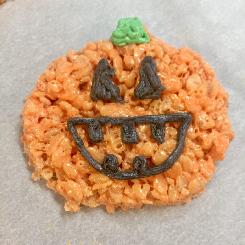 Pumpkin Rice Krispie Treats · Sweet Lemon Made